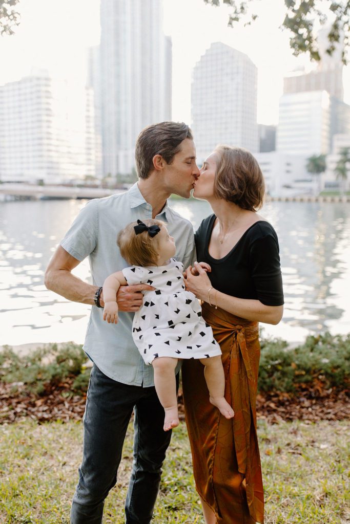 Brickell Key Park Family Session | Miami Family Photographer - Miami ...